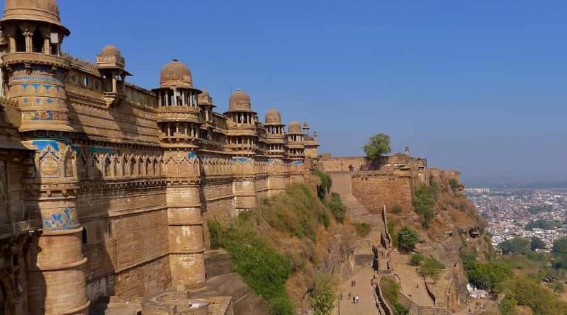 Gwalior Fort - History, Monuments, Places to Visit