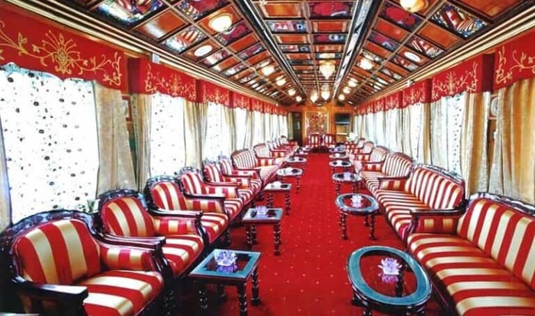 7 Luxury Trains in India for Royal Journeys of Lifetime